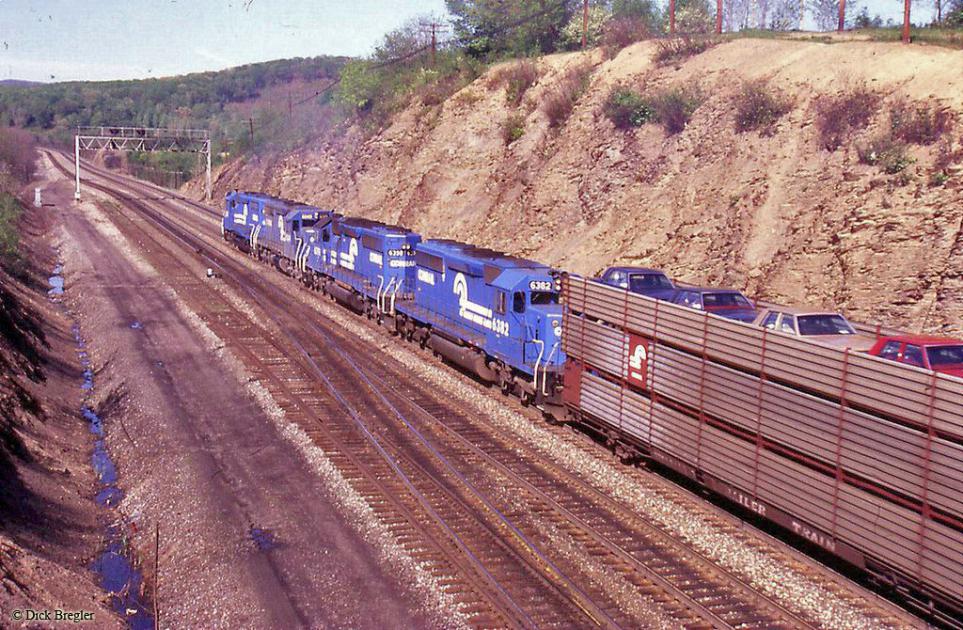 CR 6382 at CP-Slope in 1984 | Conrail Photo Archive