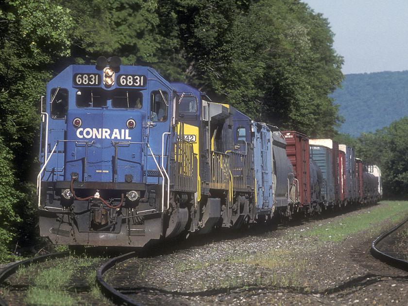 CR 6831 Marysville PA, 5/28/1994 | Conrail Photo Archive