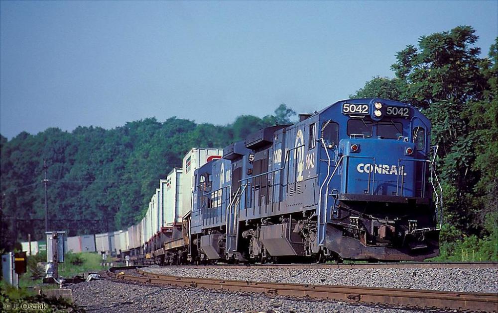 CR 5042 at Perkiomen Jct in 1990 | Conrail Photo Archive
