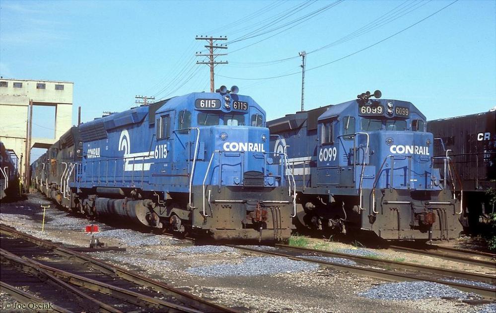 CR 6115 and CR 6099 Rutherford, PA 8-14-1982 | Conrail Photo Archive