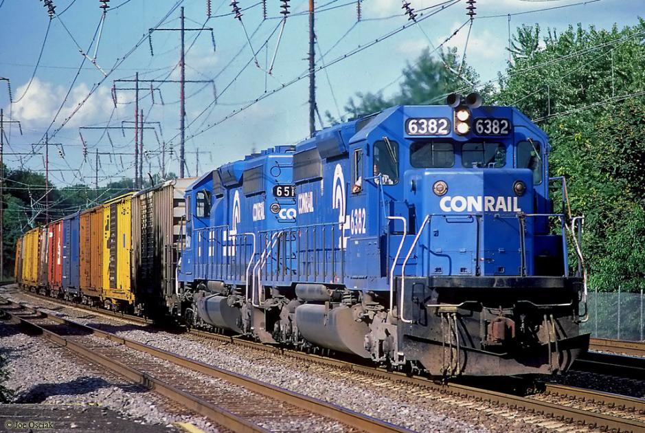 CR 6382 at Crum Lynne, PA in 1984 | Conrail Photo Archive