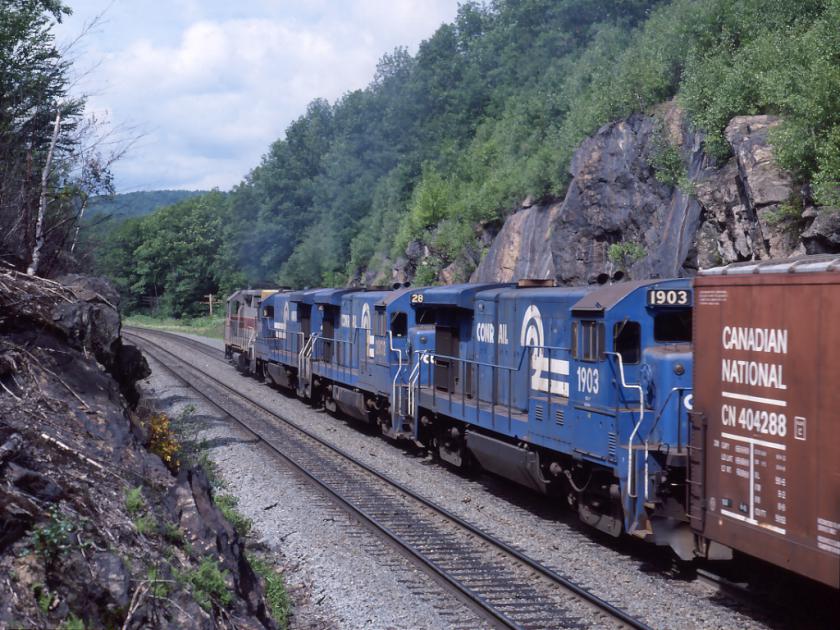 CR 1903 Middlefield, MA 8-6-1982 | Conrail Photo Archive