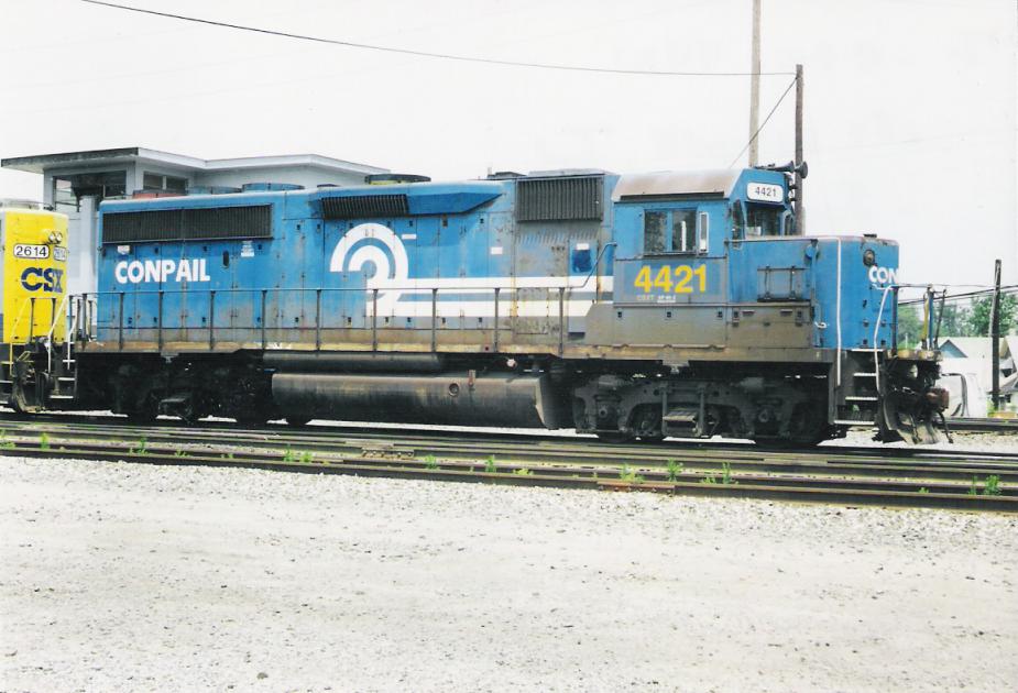 CSXT 4421 (CR 3331) | Conrail Photo Archive