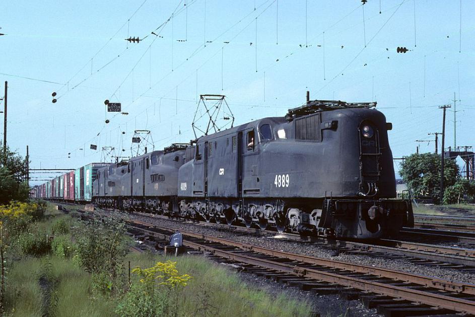 CR 4889 Harrisburg, PA 08-18-1978 | Conrail Photo Archive