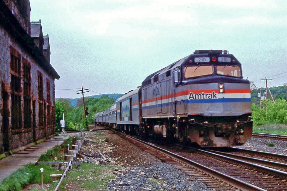 AMTK 210 Palmer MA | Conrail Photo Archive