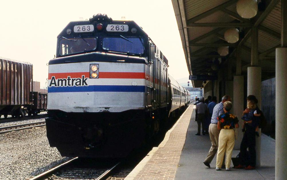 AMTK 263 Altoona PA | Conrail Photo Archive