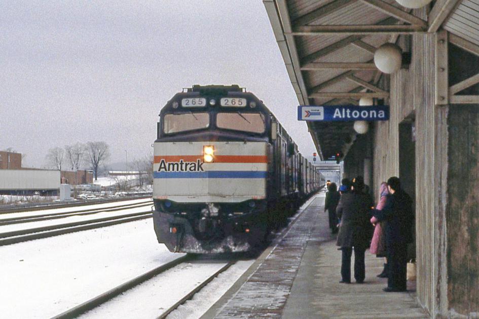 AMTK 265 Altoona PA | Conrail Photo Archive
