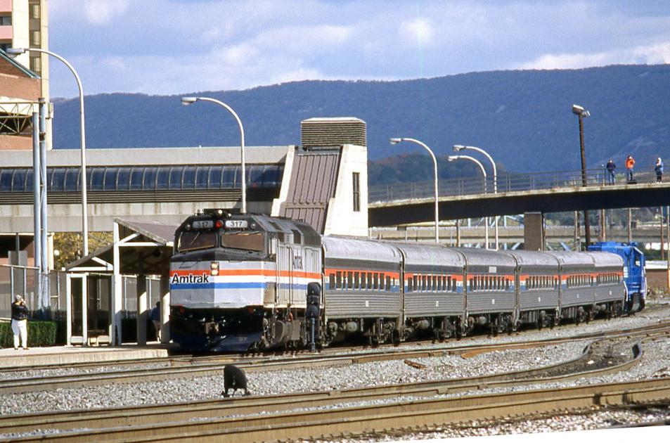 AMTK 317 Altoona PA | Conrail Photo Archive