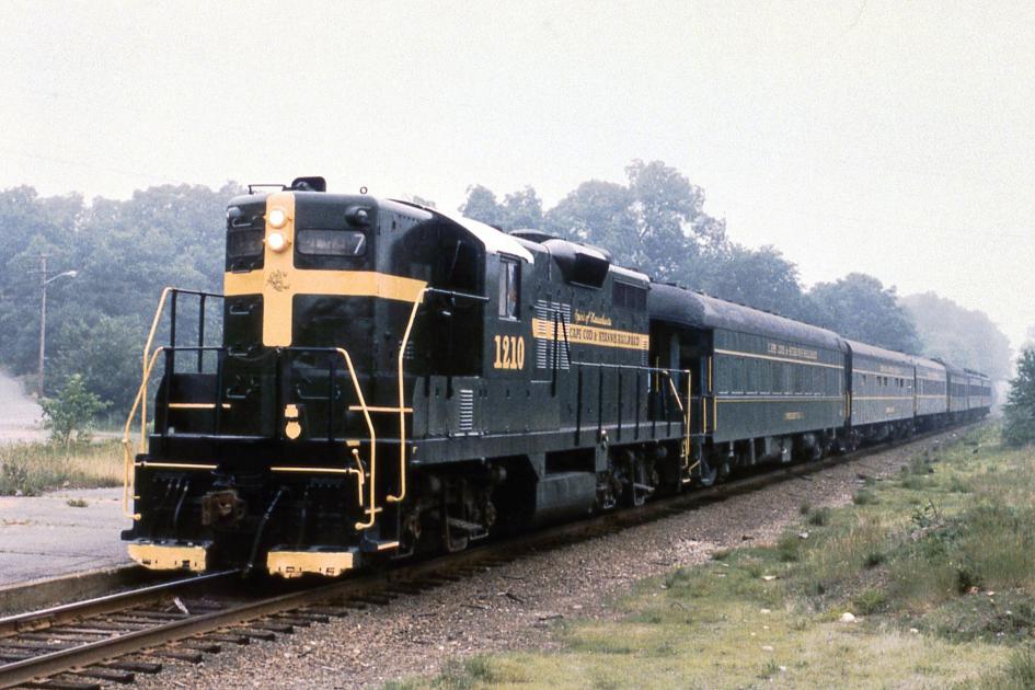 CCH 1210 Holbrook MA | Conrail Photo Archive