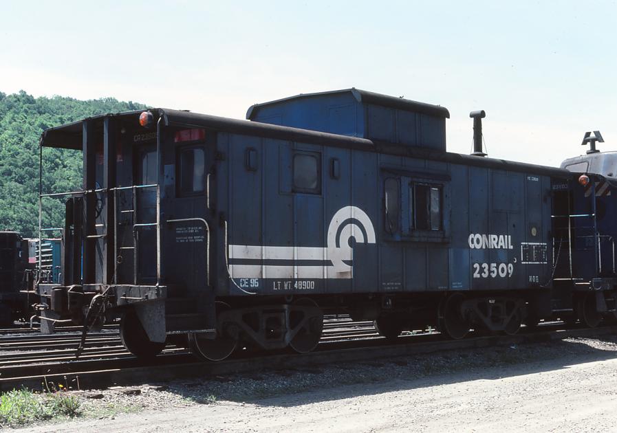 CR 23509-Class N8B | Conrail Photo Archive