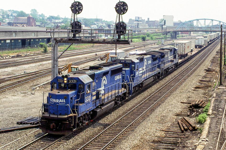 CR 3321 ALTOONA PA | Conrail Photo Archive