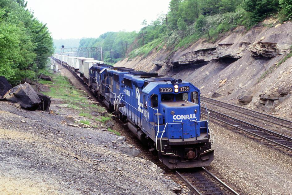 CR 3339 Allegheny Twp PA | Conrail Photo Archive