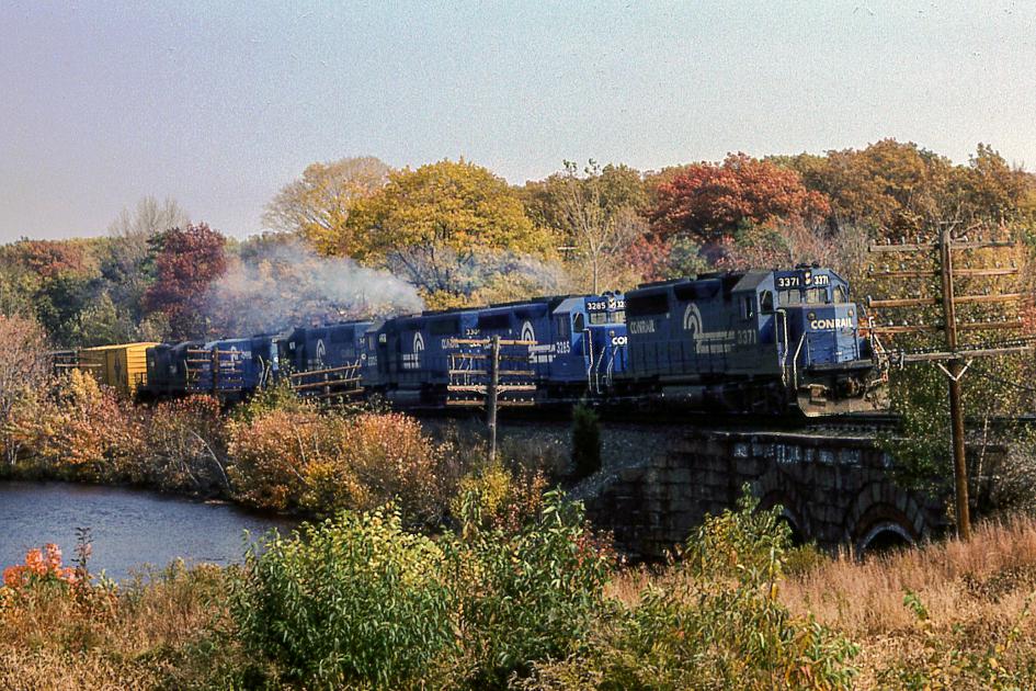 CR 3371 ASHLAND MA | Conrail Photo Archive