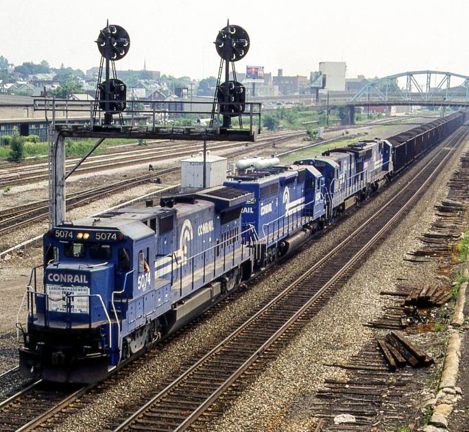 CR 5074 CP WORKS | Conrail Photo Archive