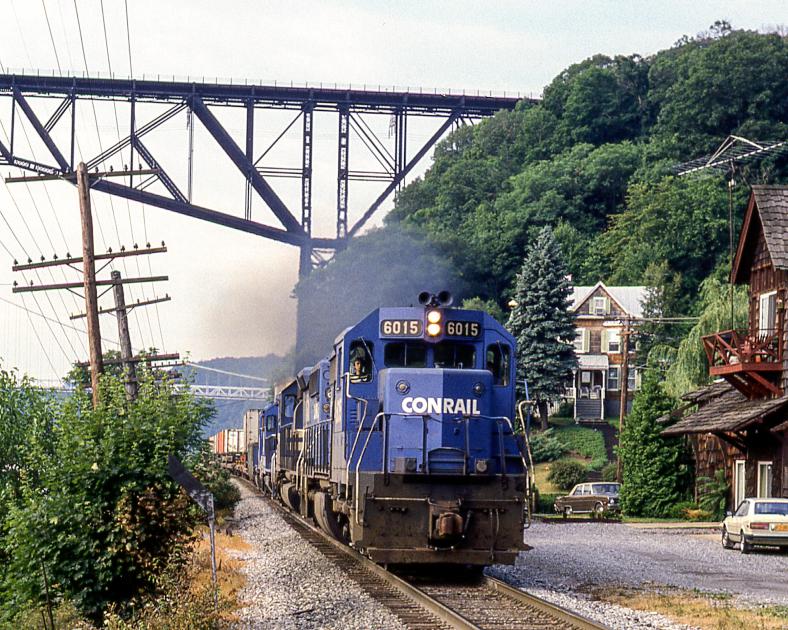 CR 6015 HIGHLAND NY | Conrail Photo Archive