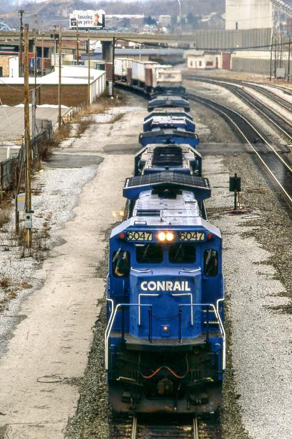CR 6047 ALTOONA PA | Conrail Photo Archive