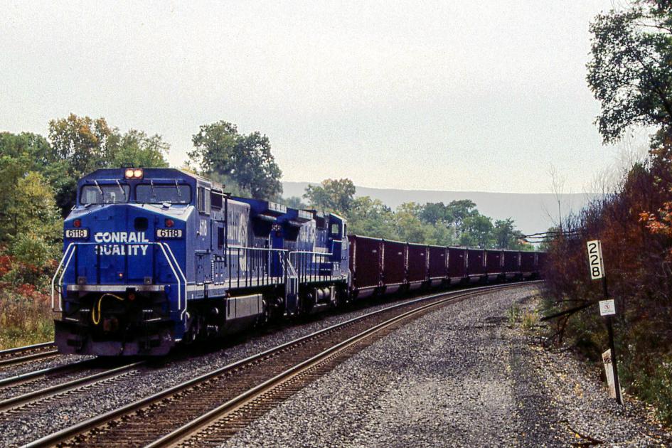 CR 6118 FOSTORIA PA | Conrail Photo Archive