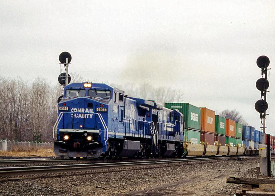 CR 6194 ELYRIA OH | Conrail Photo Archive