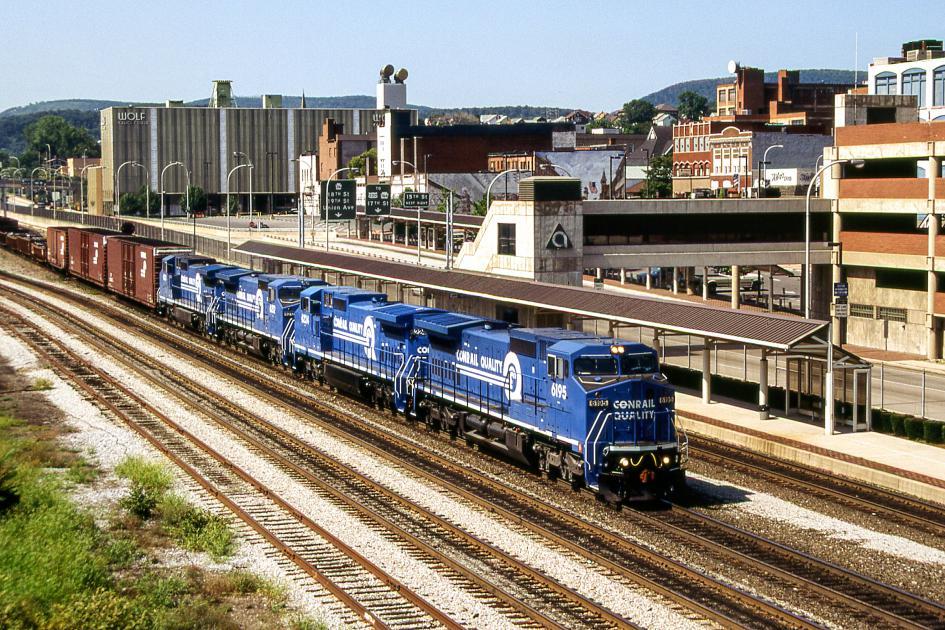 CR 6195 ALTOONA PA | Conrail Photo Archive