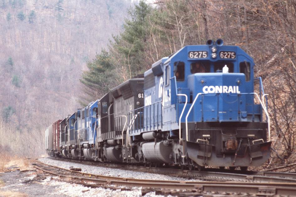 CR 6275 at Blackwell, PA with SYEN 03/01/81 | Conrail Photo Archive