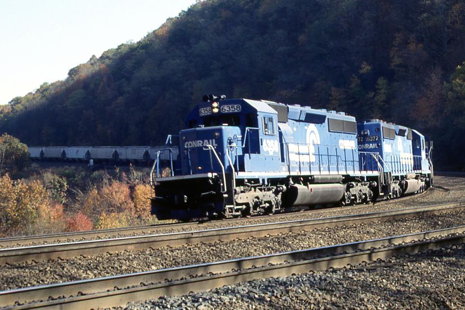 CR 6358 Horseshoe Curve | Conrail Photo Archive