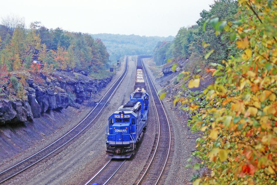 CR 6363 Allegheny Twp PA | Conrail Photo Archive