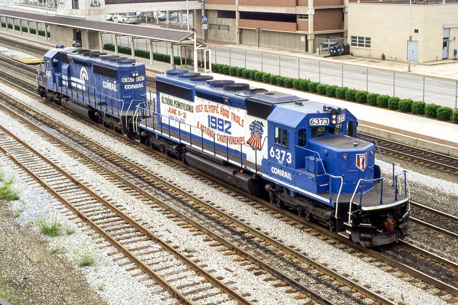 CR 6373 Bicycle Race Paint Scheme | Conrail Photo Archive