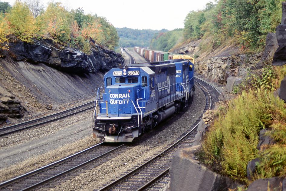 CR 6373 Allegheny Twp PA | Conrail Photo Archive