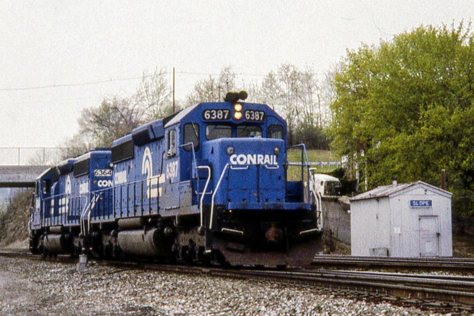 CR 6387 CP Slope | Conrail Photo Archive