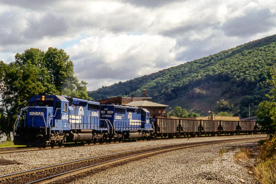 CR 6440 Tyrone PA | Conrail Photo Archive