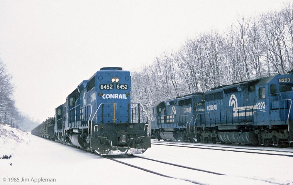 CR 6452 at Perdix, PA 2/2/1985 | Conrail Photo Archive