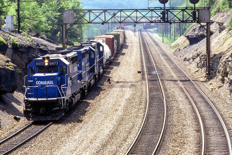 CR 6473 Allegheny Twp PA | Conrail Photo Archive