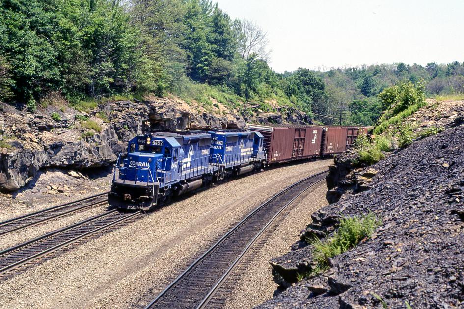 CR 6497 Allegheny Twp PA | Conrail Photo Archive