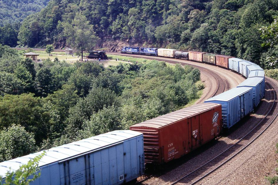 CR 6554 Horseshoe Curve | Conrail Photo Archive
