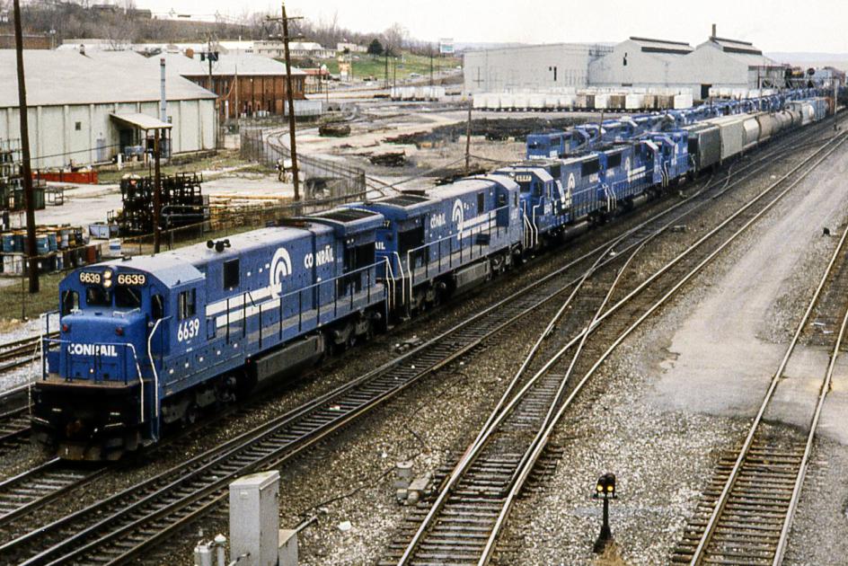 CR 6639 CP Works | Conrail Photo Archive