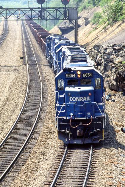 CR 6654 Allegheny Twp PA | Conrail Photo Archive