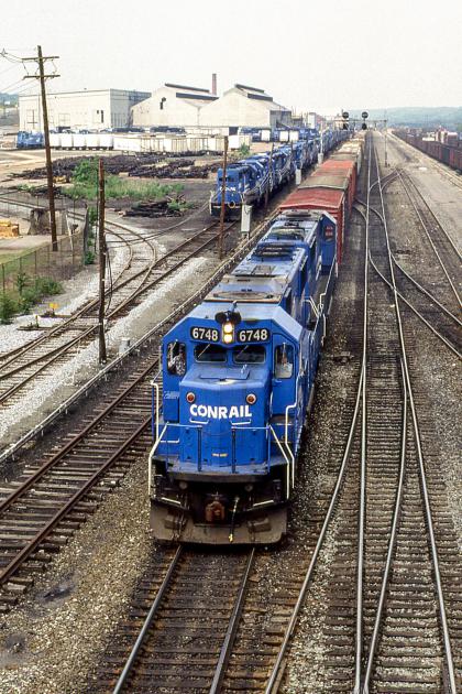 CR 6748 CP Works | Conrail Photo Archive