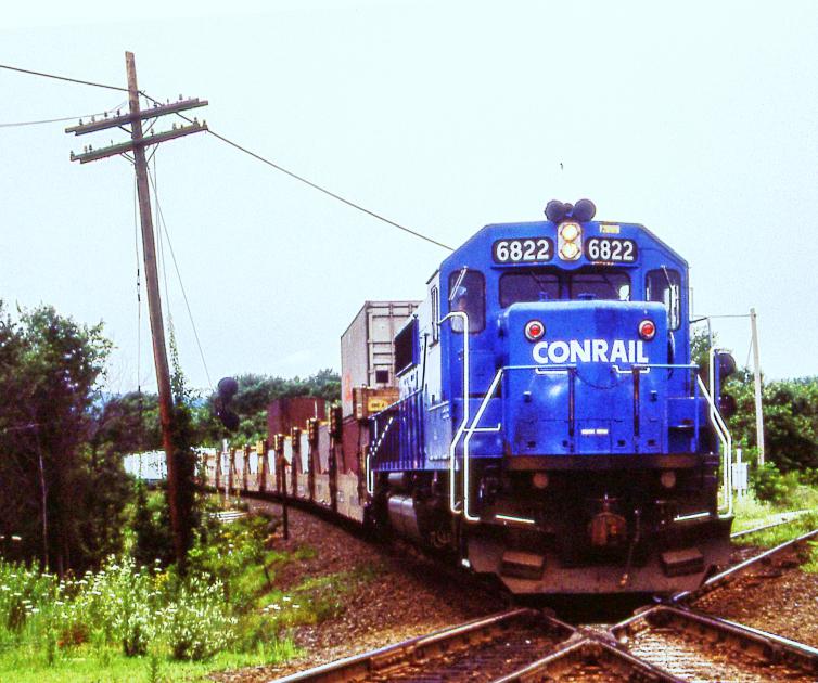CR 6822 Palmer MA | Conrail Photo Archive