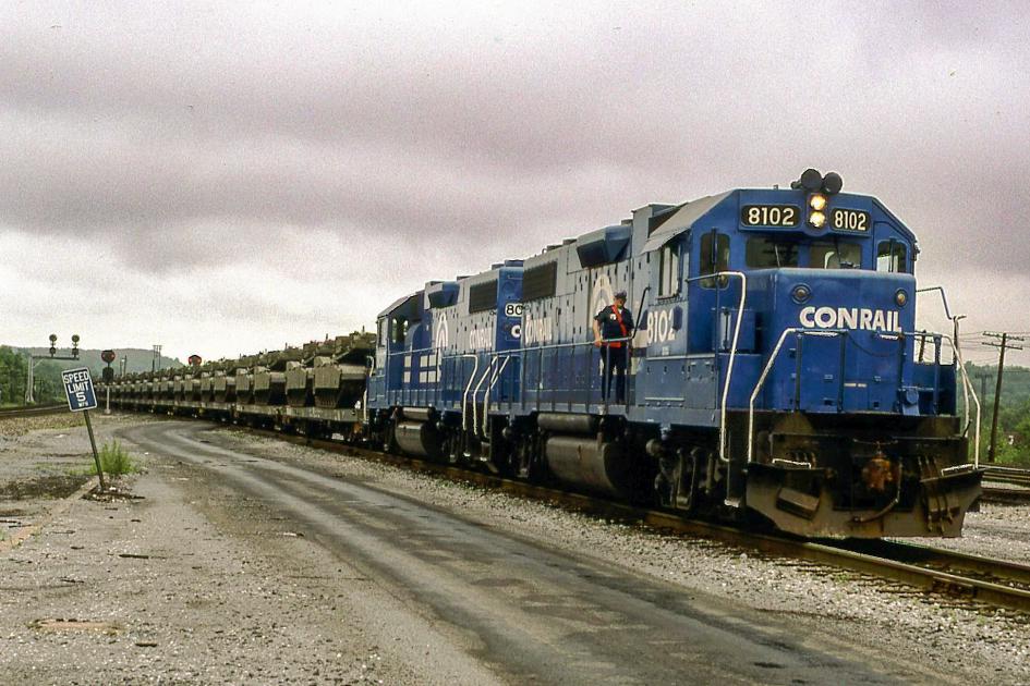 CR 8102 Altoona PA | Conrail Photo Archive