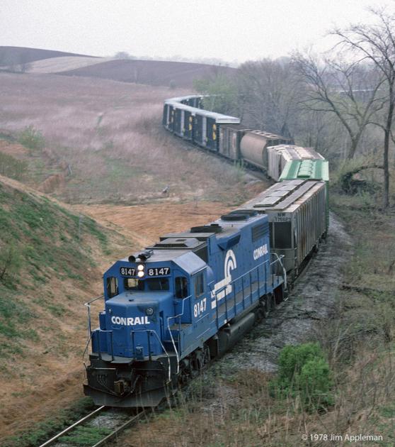 CR 8147 (PC 8147) at McEwensville, PA 5/6/1978 | Conrail Photo Archive