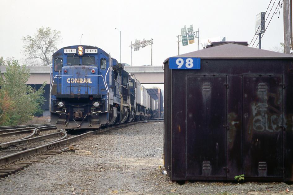 CSX 7111 Springfield MA | Conrail Photo Archive