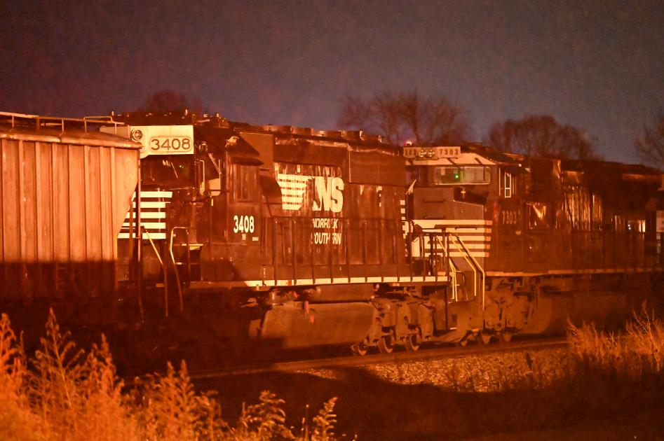 NS 3408 (CR 6488) at Bellevue Ohio 12-10-21 | Conrail Photo Archive