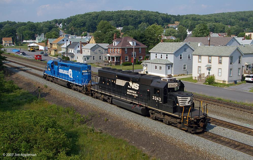 NS 3343 (CR 6381) at Lilly, PA 7/7/2007 | Conrail Photo Archive