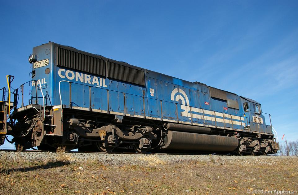 NS 6716 (CR 6867) 11/13/2010 | Conrail Photo Archive