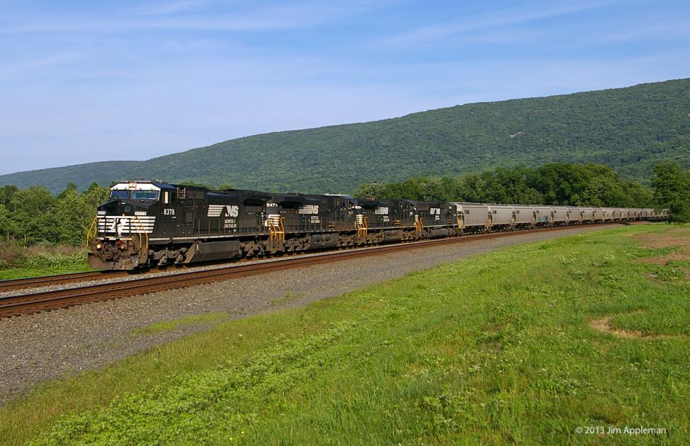 NS 8378 (CR 6159) at Mexico, PA 6/15/2013 | Conrail Photo Archive