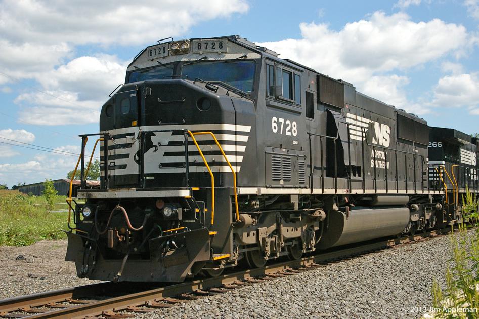 NS 6728 (CR 5595) 8/24/2013 | Conrail Photo Archive