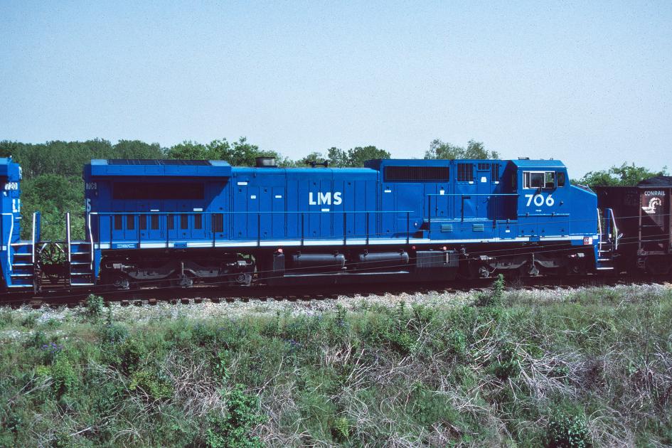 LMS 706 at East St. Louis, IL, 05/08/95 | Conrail Photo Archive
