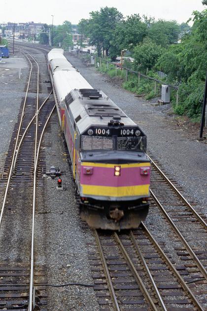 MBTA 1004 CP22 | Conrail Photo Archive