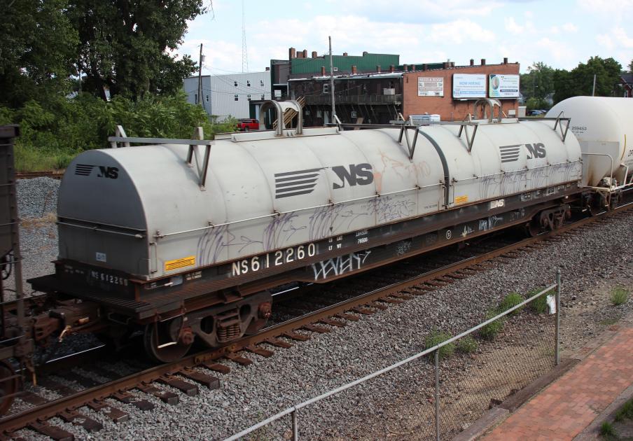 NS 612260-NS Class GP79 (G52B) | Conrail Photo Archive