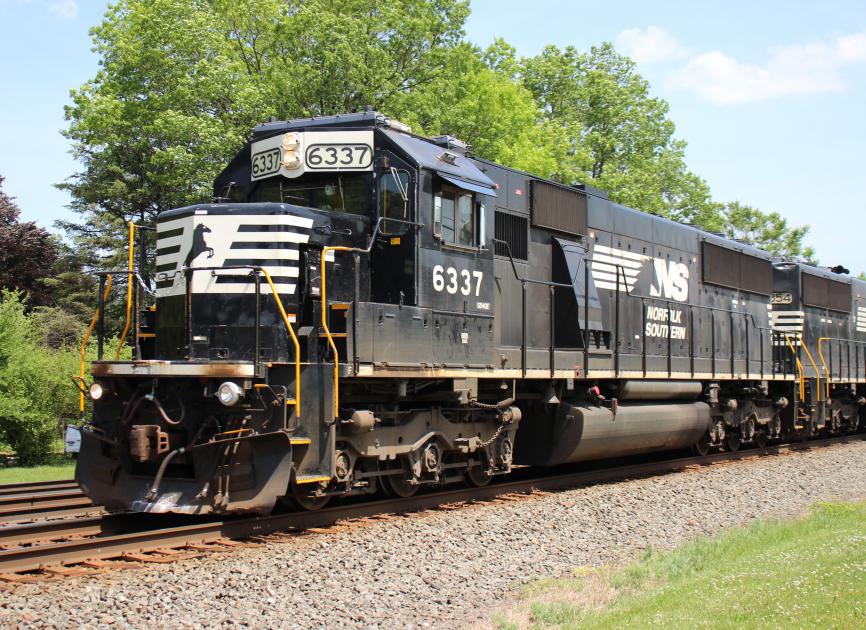NS 6337 (CR 6730) | Conrail Photo Archive